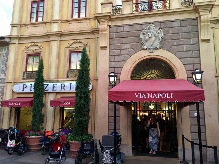 REVIEW: Via Napoli Ristorante and Pizzeria in Epcot's Italy Pavilion Dinner