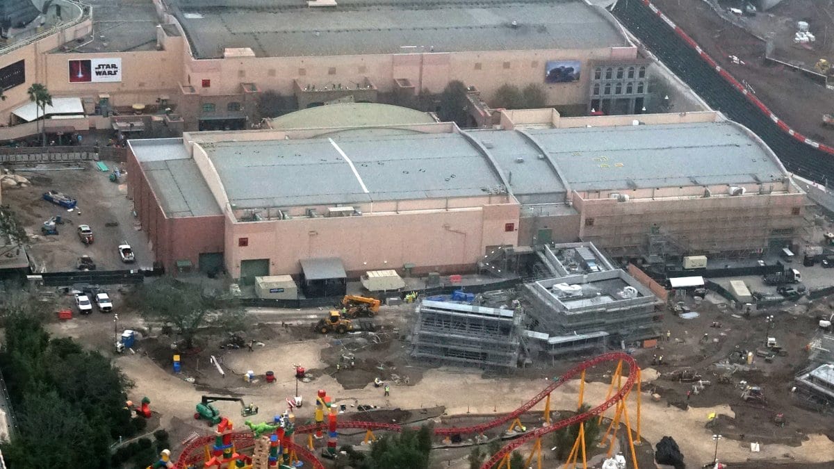 PHOTOS: Toy Story Land Construction Update December 2017
