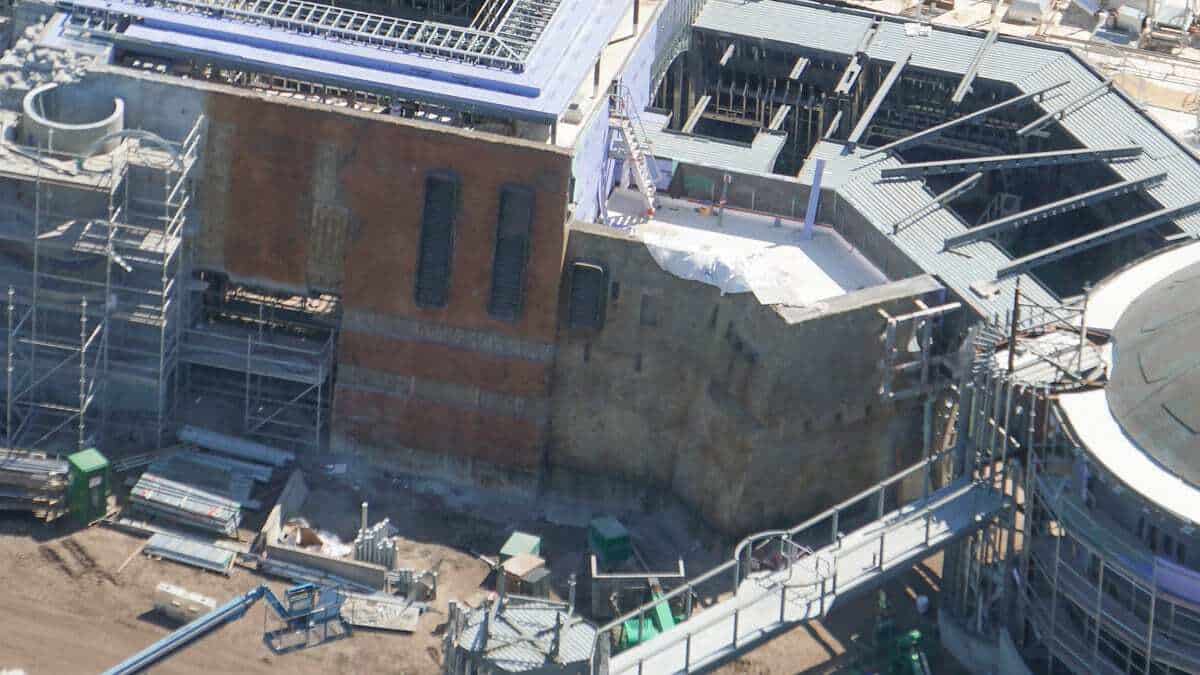 Star Wars Galaxy's Edge Construction Update October 2018 - Millennium ...