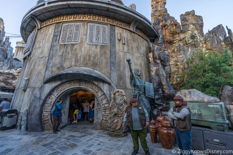 PHOTOS: Star Wars Galaxy's Edge Full Walkthrough in Disneyland