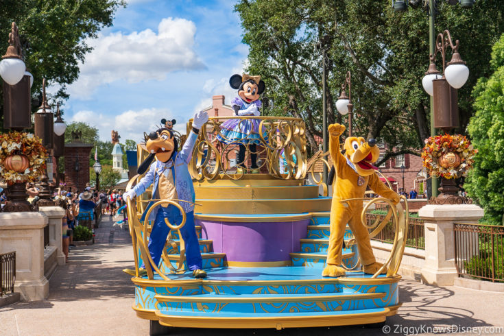 Character Cavalcades in Walt Disney World | Full Guide to All Characters