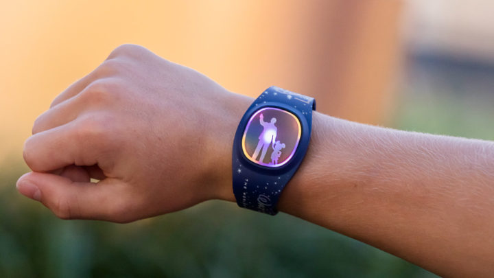 MagicBand+ Ultimate Guide Disney World 2026 | Info & FAQs
