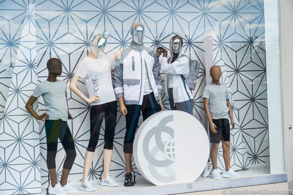 Creations Shop Replacing Mouse Gear in EPCOT