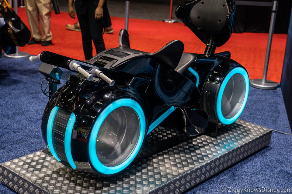 How to Ride TRON Lightcycle Run w/ Virtual Queue