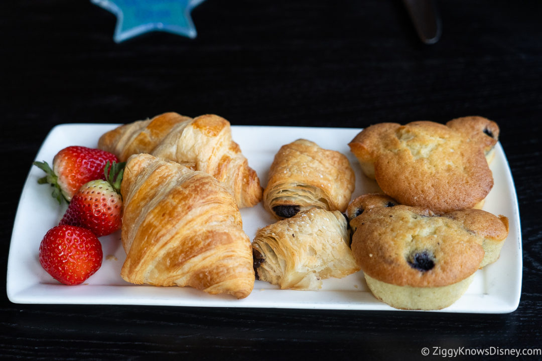 21 Best Breakfasts at Disney World (In the Parks & Out)