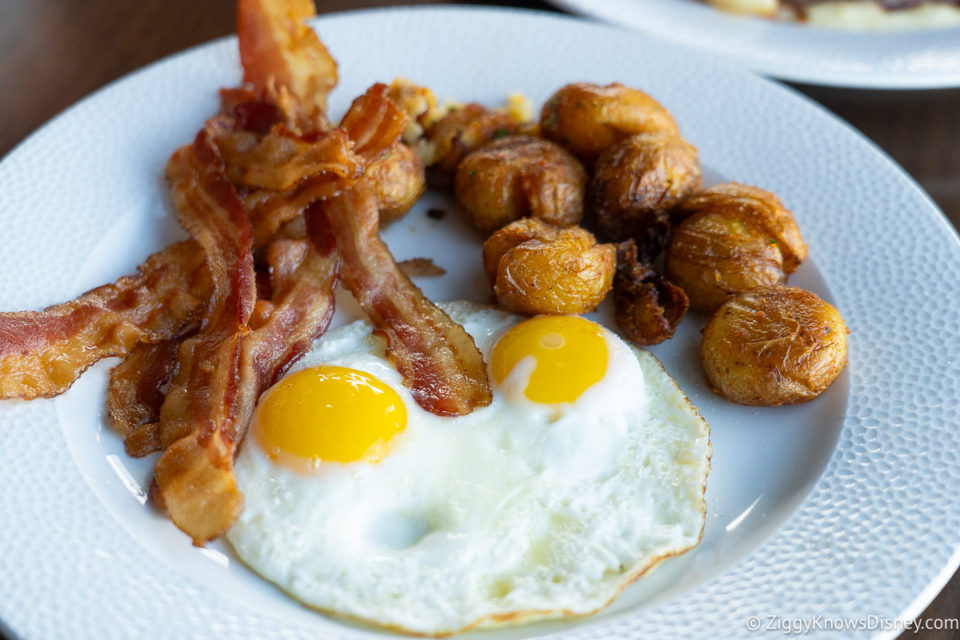 21 Best Breakfasts at Disney World (In the Parks & Out)