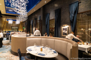 Guide to Disney BoardWalk Restaurants (Where to Eat & Drink)